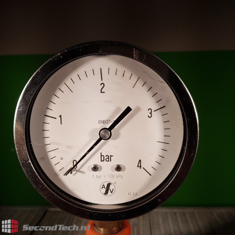 Wika EN 837-1 stainless steel pressure gauges 0-10 bar PN10 Wika EN 837-1 stainless steel pressure gauges 0-10 bar PN10