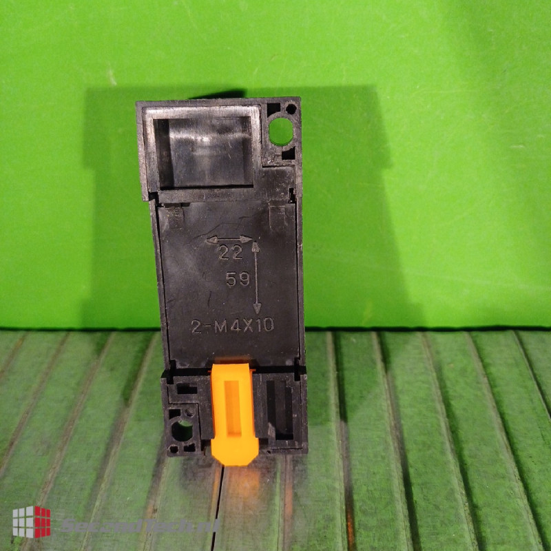 Omron Pyf08a Relay Socket 9 Stuks